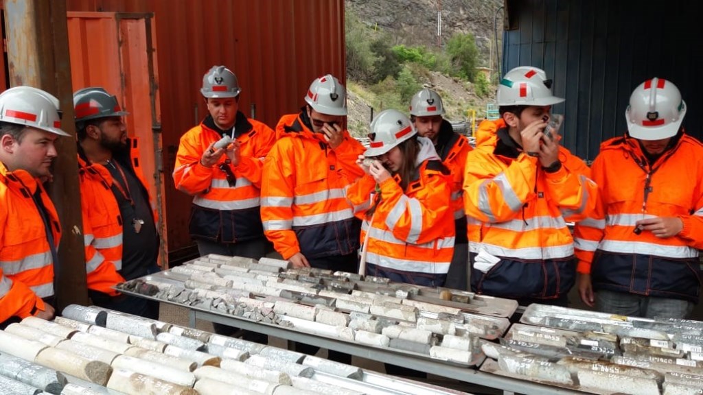 Estudiantes brasileños visitaron División Andina | CODELCO ...